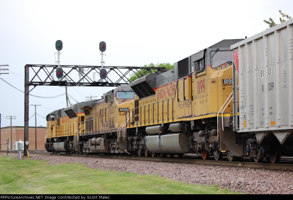 UP 8237, 6830 & 8199